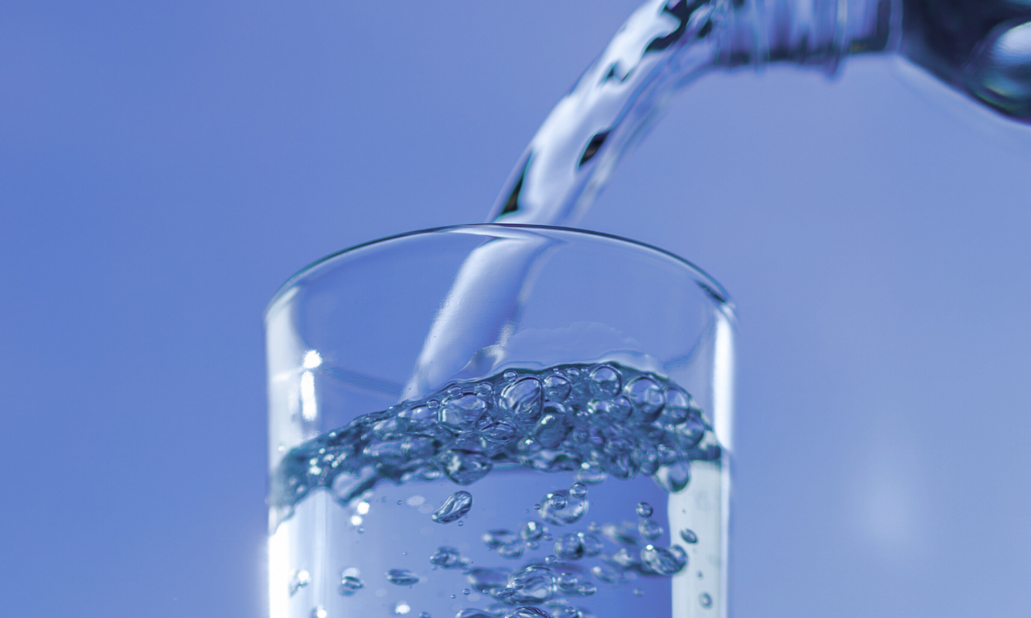 Free water deficit and hypernatremia: understanding the links and the ...